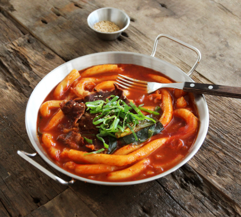 택배의여왕 [이솔푸드] 차돌박이 국물 떡볶이 2차
